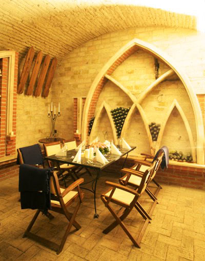 Domus Vinorum Borház - Etterem.hu