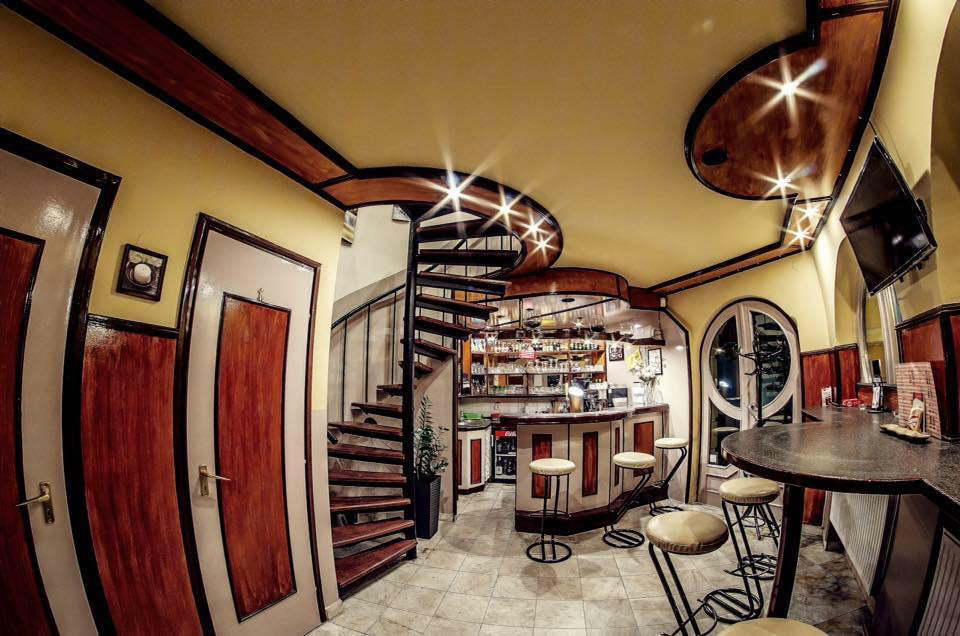 Robinson Bar - Etterem.hu